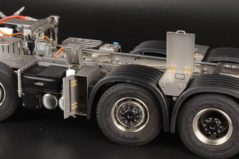8×8 tractor chassis - 1/14 Customs